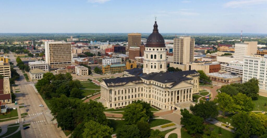 Report Forecasts Kansas Population Changes Over 50 Years - Kansas ...